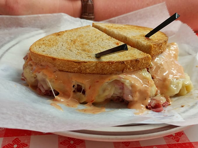 That cheese pull situation is exactly what sandwich dreams are made of, folks.