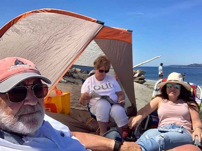 Beach days on Vashon mean sun, sand, and the kind of relaxation that makes Monday feel very far away.