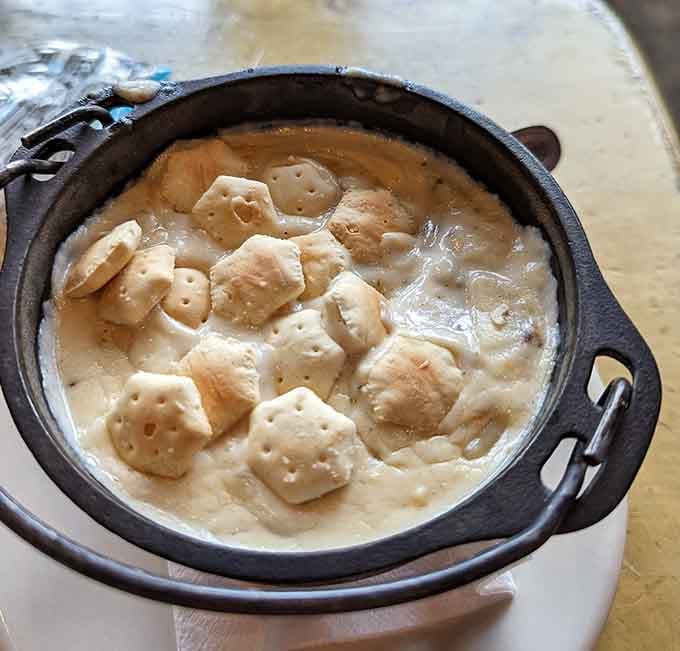 Those oyster crackers floating on top are like little life rafts in a sea of deliciousness you'll want to dive into.