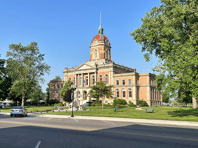 That magnificent courthouse commands attention like the leading lady in a classic film, elegant and utterly unforgettable today.