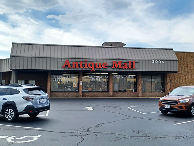 Nothing says "come explore" quite like a storefront packed with visible goodies beckoning through those windows.