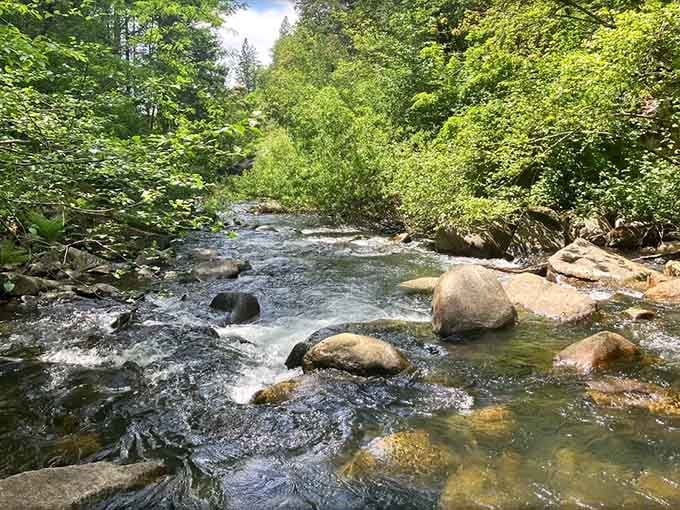 Deer Creek knows how to arrange its boulders for maximum scenic impact, like nature's own feng shui expert.