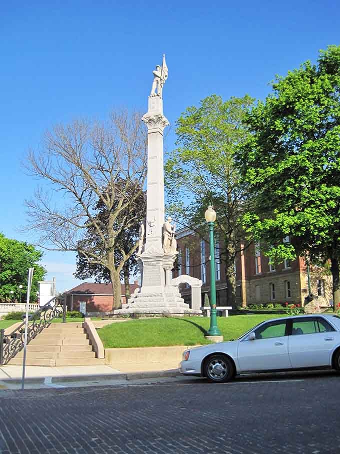 This memorial stands tall, reminding passersby that history happened here too, not just in the textbooks you slept through.