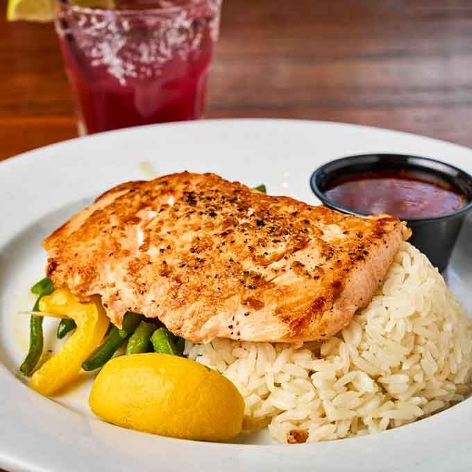 Fresh salmon that proves Irish pubs can do elegant when they want to, beautifully plated and ready.