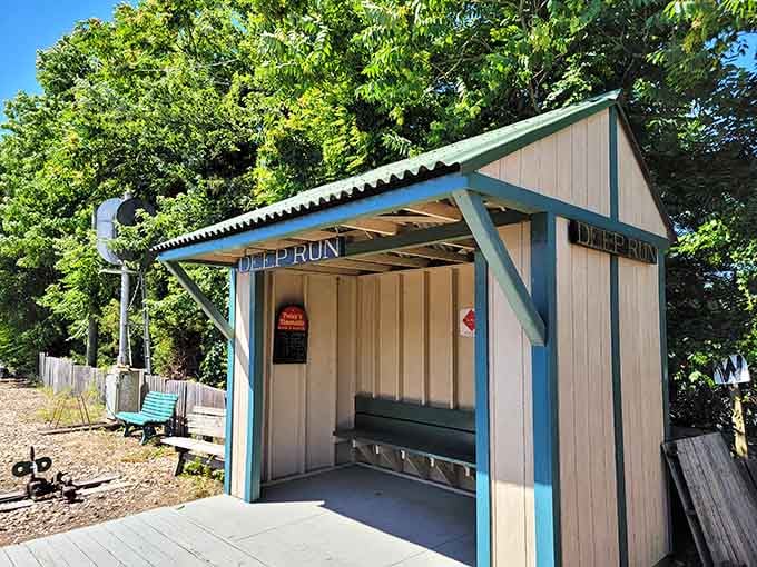 The charming Deep Run station shelter, proof that good things really do come in small packages.