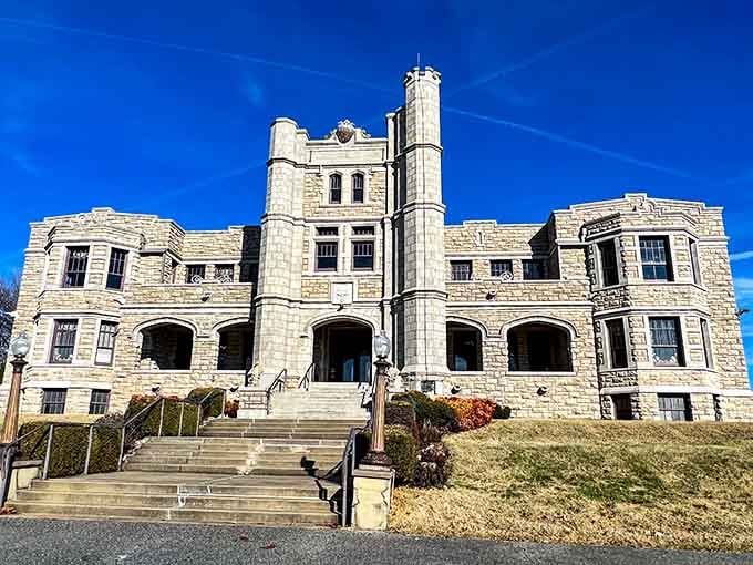 Pythian Castle looks like it was airlifted straight out of a medieval fairy tale and dropped in Missouri.