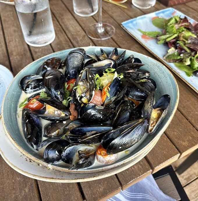 Mussels so fresh they'll transport you to the coast, even though the ocean is hours away.