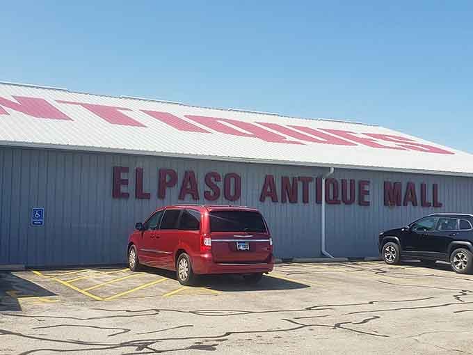 That massive rooftop lettering means you won't miss this warehouse of wonders even if you tried to drive past.
