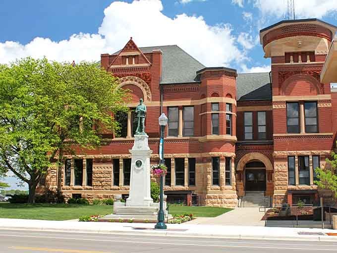 The Freeborn County Courthouse showcases Romanesque Revival architecture that makes modern buildings look downright lazy by comparison.