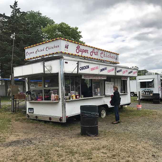 Super Fried Chicken stands ready to fuel your treasure hunting marathon with classic fair food goodness.