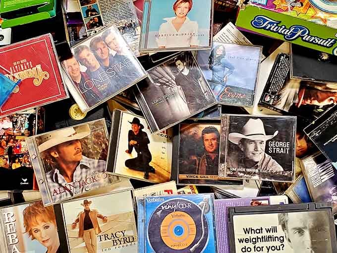George Strait and Tracy Byrd CDs remind us that country music legends never go out of style, just into bins.