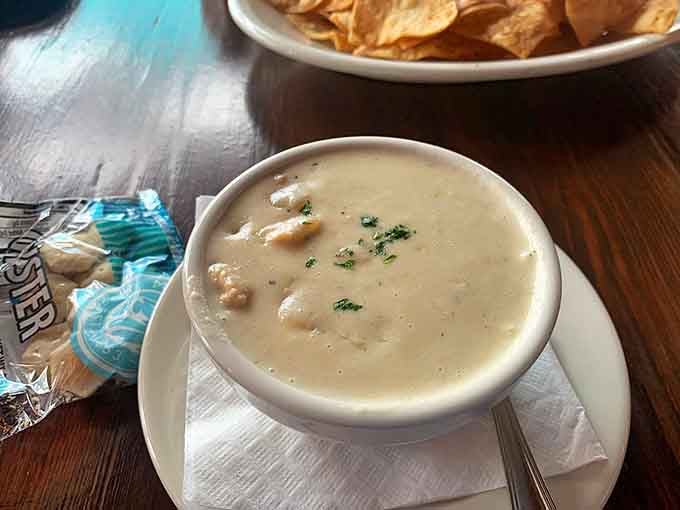Look at those tender clams and potatoes swimming in creamy perfection, practically begging for your spoon's attention.