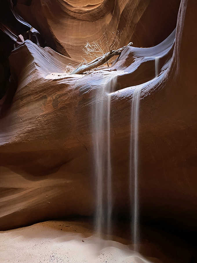 Nature's light show transforms ordinary dust particles into something that belongs in a spiritual awakening montage scene.