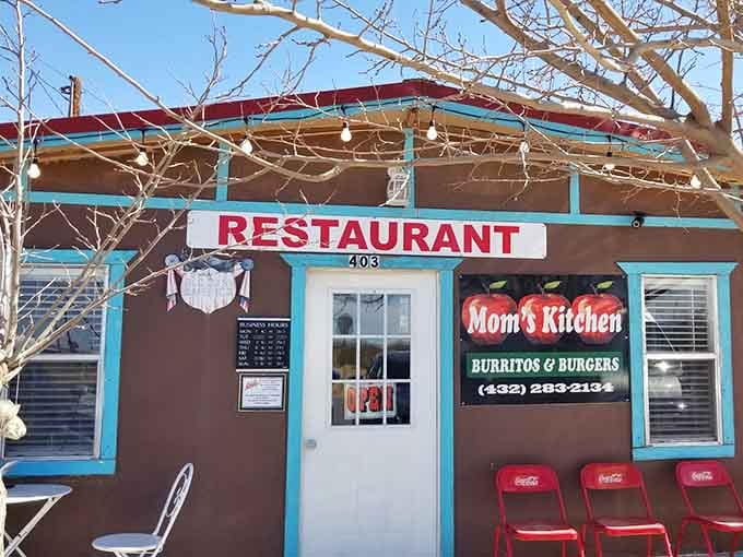 That turquoise trim and those red chairs promise home cooking that'll stick to your ribs the good way.