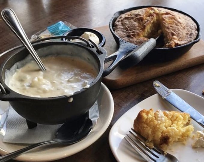 Clam chowder and cornbread together is like introducing two friends who were always meant to meet and become inseparable.