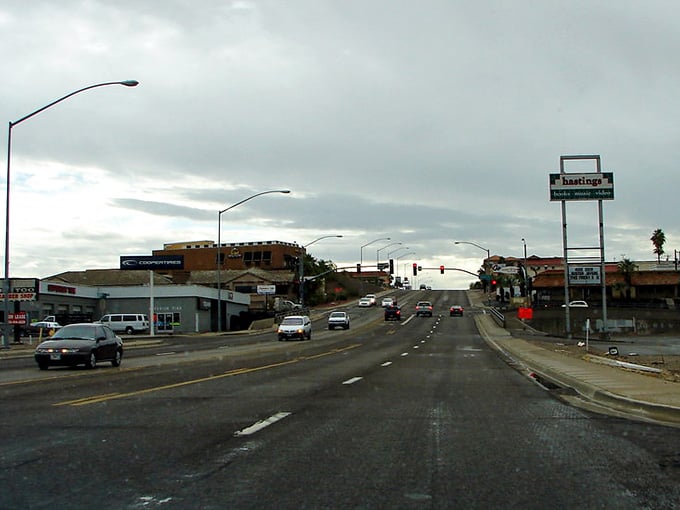 Bullhead City's main street offers easy access to shops and services without the big city traffic and expense.
