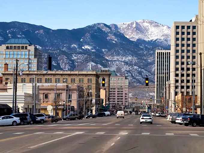 These 10 Colorado Towns Have The Most Breathtaking Scenery In The State