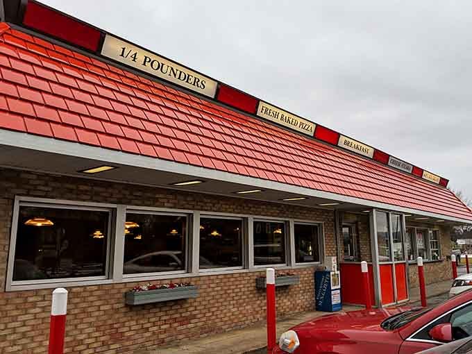 The roofline signs advertising quarter-pounders and fresh pizza tell you everything comes made to order here.