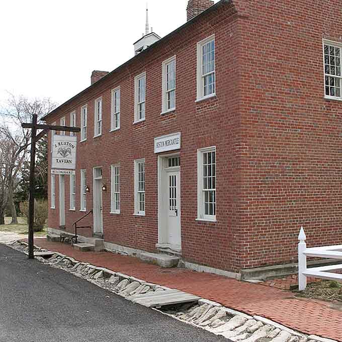 The tavern that's been serving travelers since the 1830s &ndash; talk about consistent customer service through the centuries.