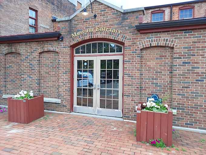 The museum entrance welcomes history buffs and curious wanderers alike, promising stories that textbooks somehow always managed to make boring.