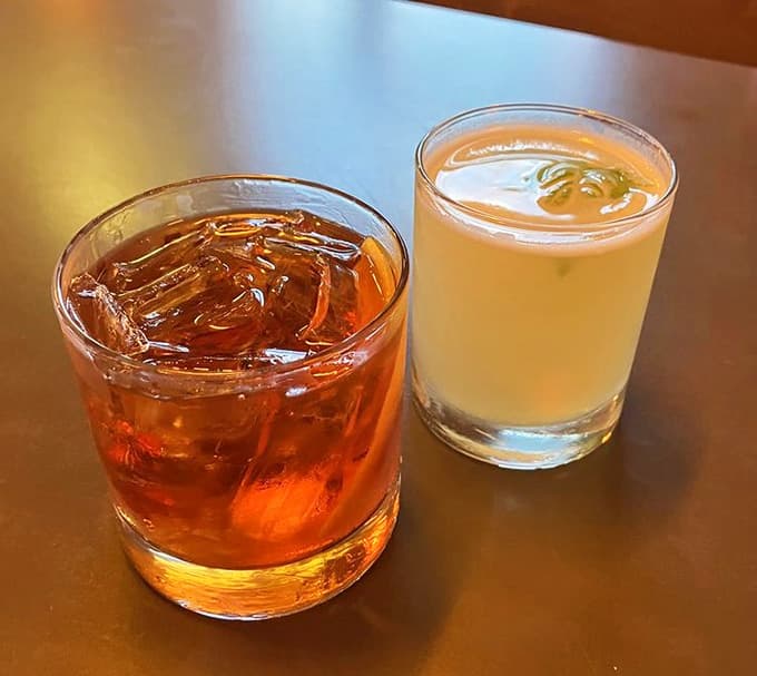 These cocktails understand that good drinks should look as inviting as they taste, mission absolutely accomplished here.