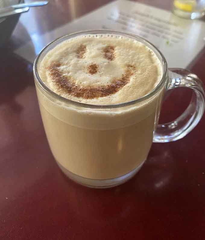Even the cappuccino comes with a smile, because happiness should be served in every possible form here.