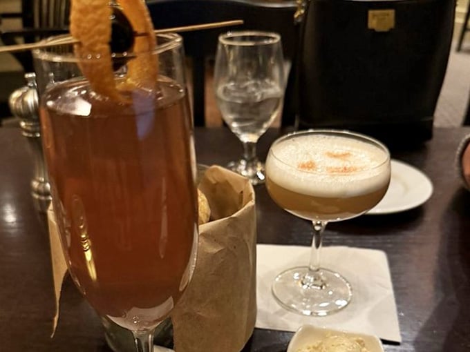 Craft cocktails that look as good as they taste, because presentation matters even in a barn.