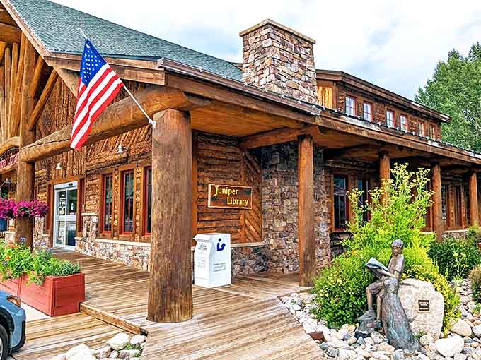 Even the library looks like it belongs in a mountain fairy tale, complete with rustic timber and local character.