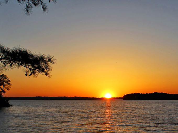 Sunsets this spectacular should require a ticket, but thankfully Mother Nature believes in free entertainment for everyone.