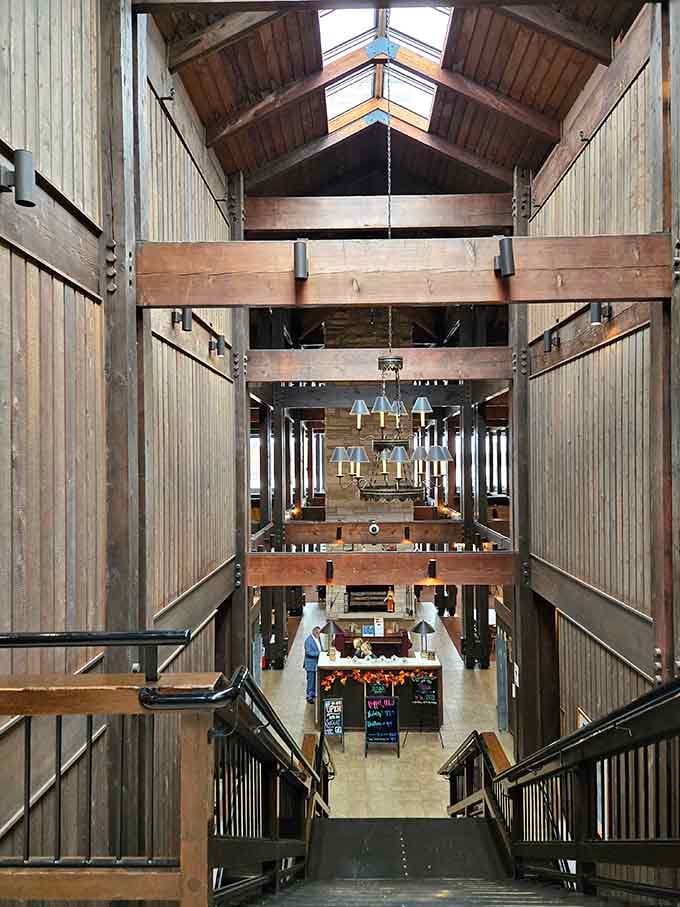 This soaring lobby makes you feel important just walking through it, briefcase or fishing pole optional.
