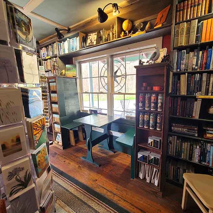 That window seat overlooking the mountains makes choosing between reading and view-gazing an impossible but pleasant dilemma.