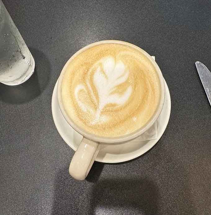 Latte art this pretty almost makes you hesitate before drinking it, but only almost.