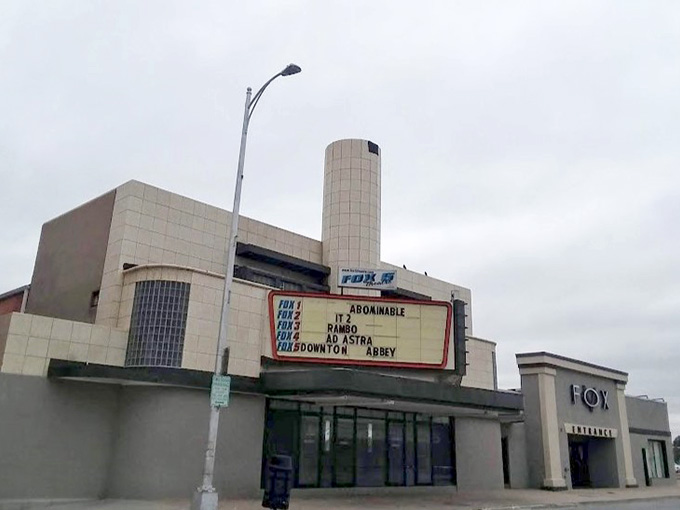 The Fox Theatre brings entertainment to Sterling without requiring you to refinance your home for tickets.