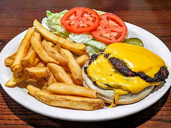 This cheeseburger with its generous toppings and crispy fries proves that sometimes the classics are classic for very good reasons.