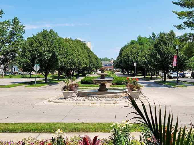 That fountain and those shade trees create the perfect spot to pause and appreciate small-town tranquility.