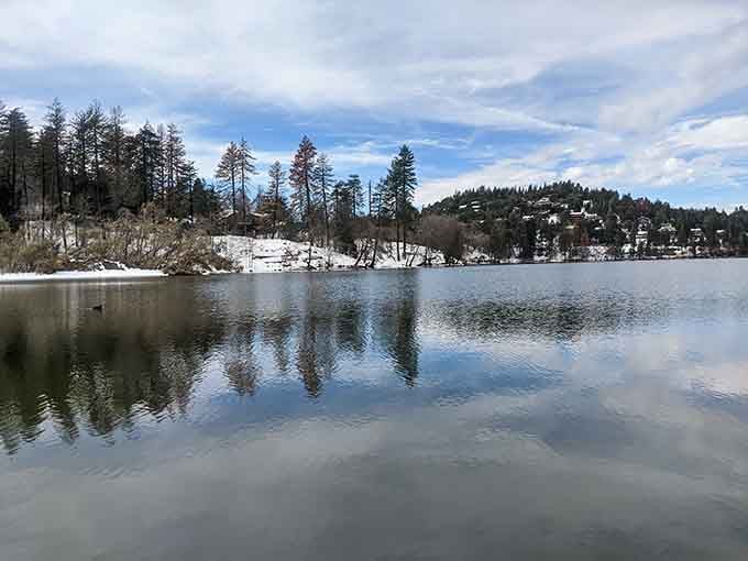 Those mirror-like reflections on the water create a double dose of pine-covered beauty that soothes the soul.