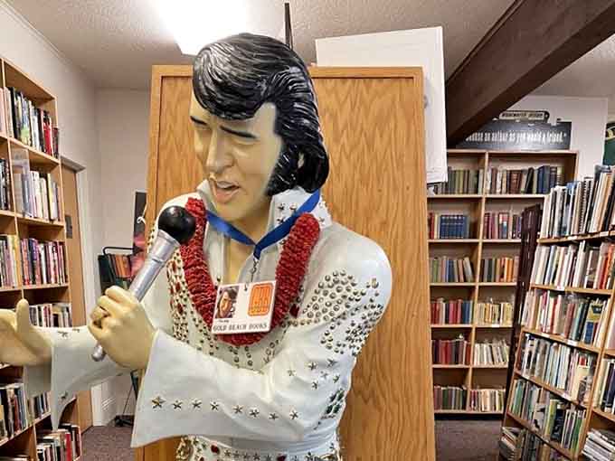 The King has entered the building, and he's here to serenade your book browsing experience appropriately.