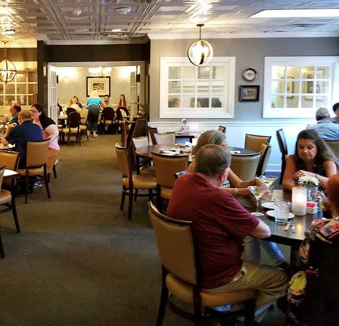 The elegant yet comfortable atmosphere means you can dress up or dress down and feel right at home.