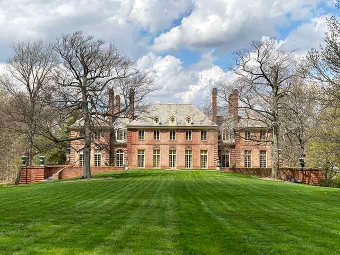 Kingwood Center Gardens' mansion overlooks manicured grounds that would make even the snobbiest gardener nod with approval.