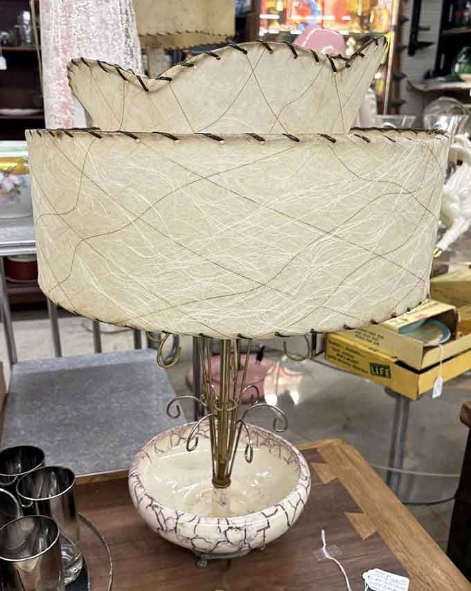A lamp with that distinctive mid-century atomic age vibe your interior designer would charge triple for finding.