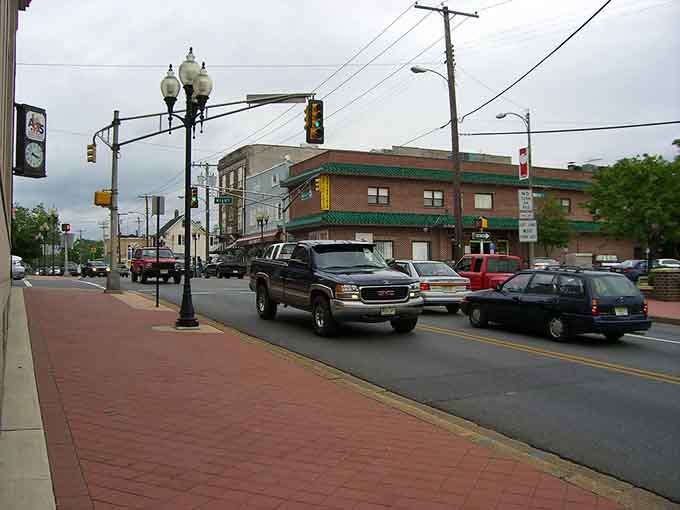 Wide sidewalks and brick pavers make downtown strolling easy on the knees and pleasant for the soul.