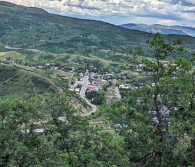The valley view shows Oak Creek nestled like a secret someone forgot to tell the rest of the world about.