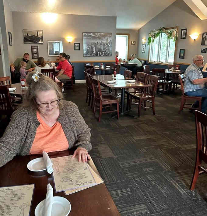 Happy diners scattered throughout the upstairs dining room, the universal sign of a place doing everything right.