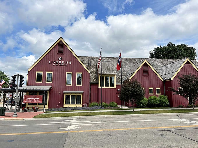 Livsreise Norwegian Heritage Center honors the town's Scandinavian roots in this distinctive red barn-style building downtown.