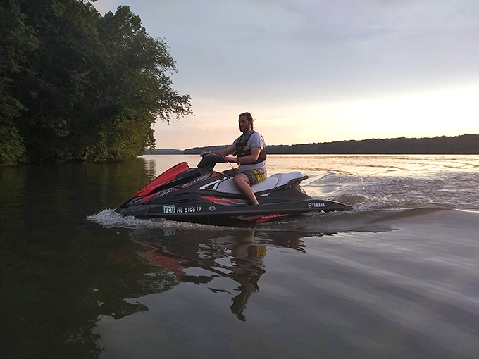The Tennessee River system offers more than just swimming&mdash;adventure awaits on every wave.