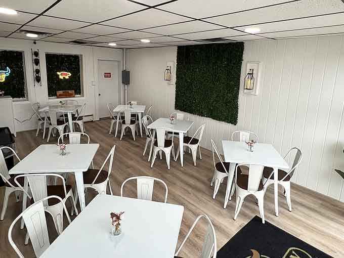 More seating means more happy people eating barbecue, and that decorative greenery adds unexpected charm.