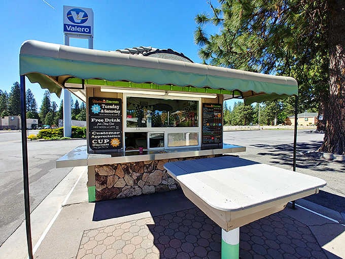 Mountain Espresso keeps locals caffeinated from a cheerful little stand that doesn't require a second mortgage per cup.
