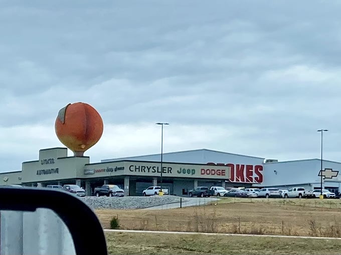 From the highway, this peachy water tower beckons travelers to exit and discover Clanton's sweet claim to fruity fame.