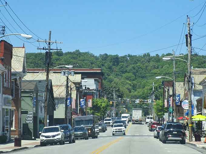 Green hills roll behind town where the pace slows down and neighbors still wave from passing pickup trucks.