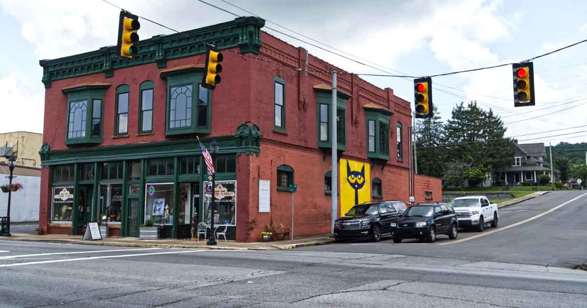 Here's The Delightful Alabama Town Where Your Social Security Check Is ...